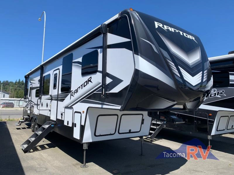 Keystone Raptor Toy Hauler Fifth Wheel Review - Tacoma RV
